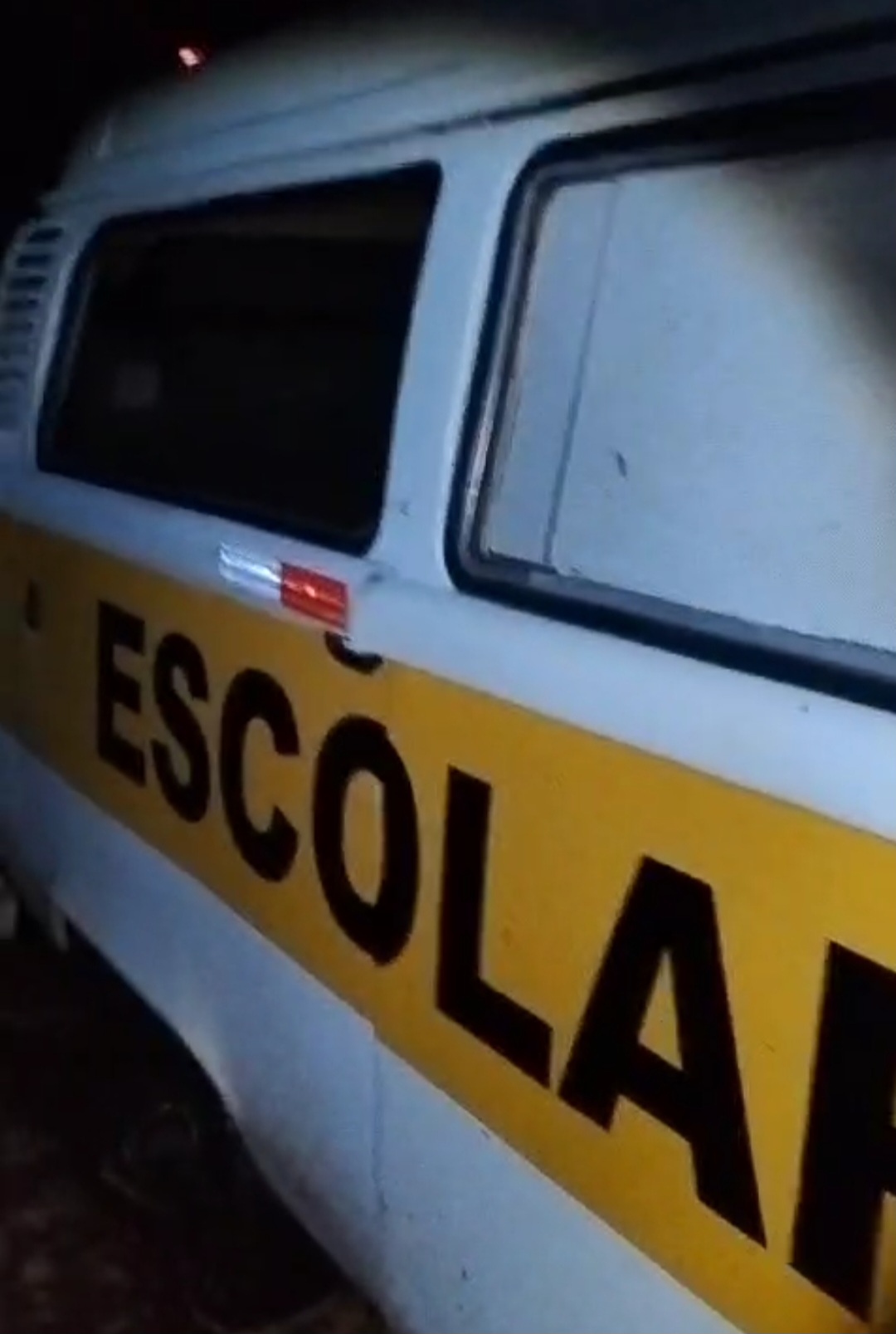 Cassilândia Urgente: Perua do transporte escolar passa a madrugada no ...